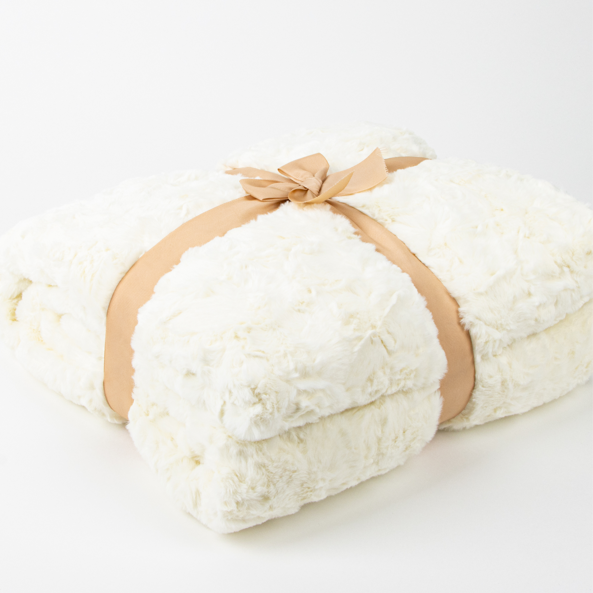 Classic Cream – Dreamy Blankets